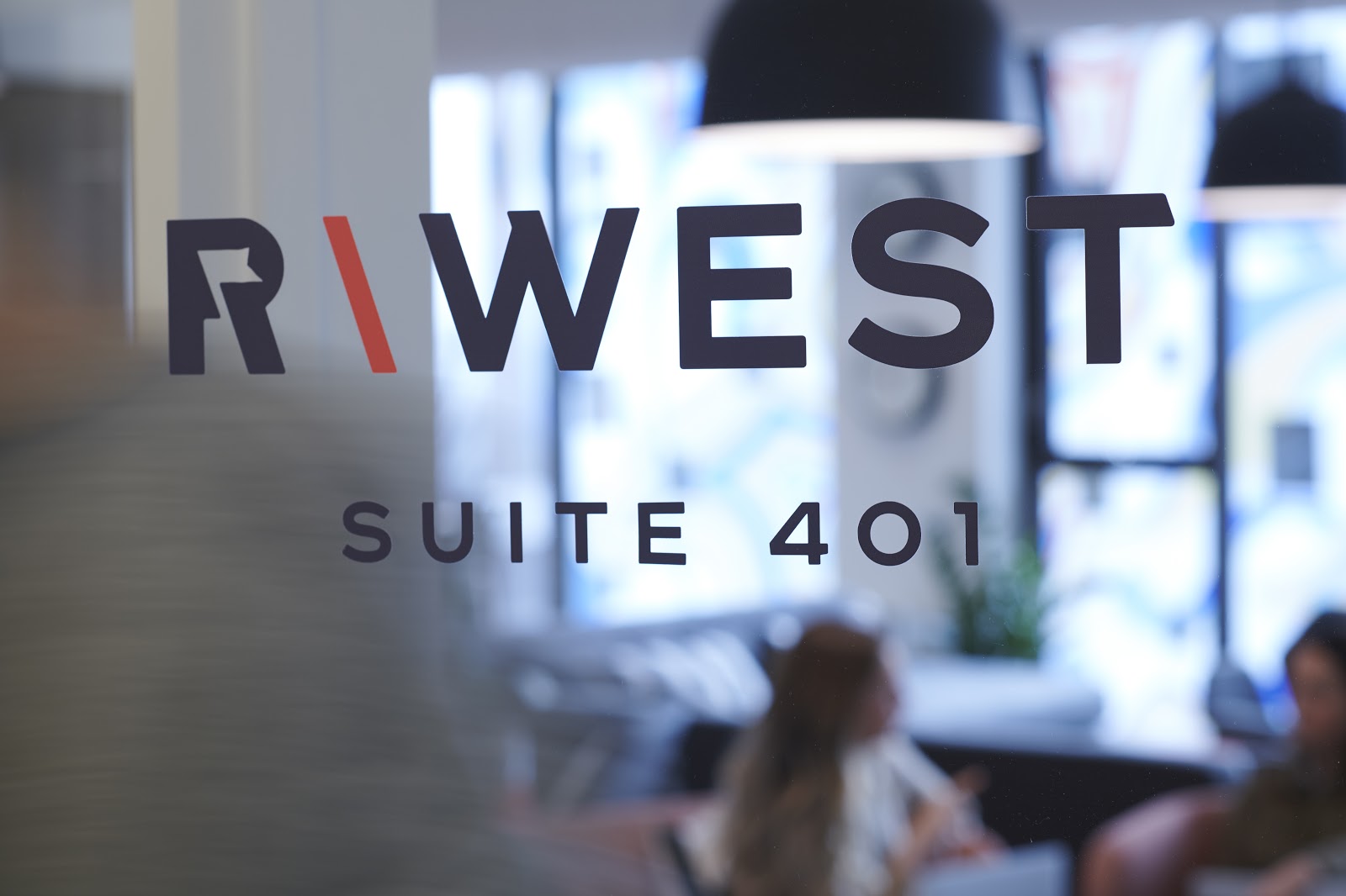 R\West 171204_RWest0602 - RWest